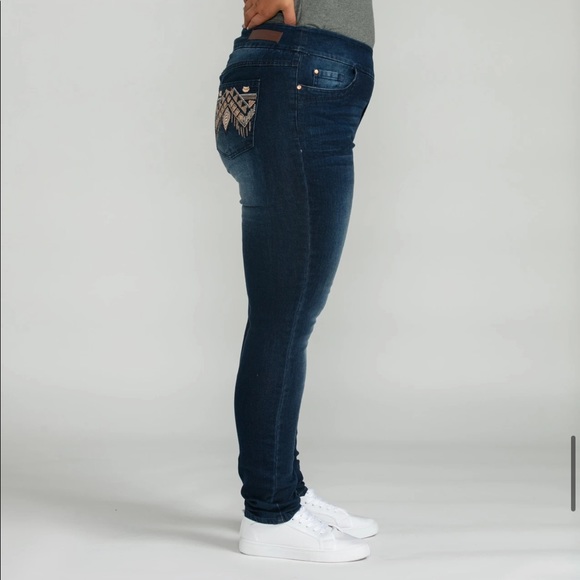 Bluberry | Jeans | Blueberry High Rise Embroidered Jeggings | Poshmark